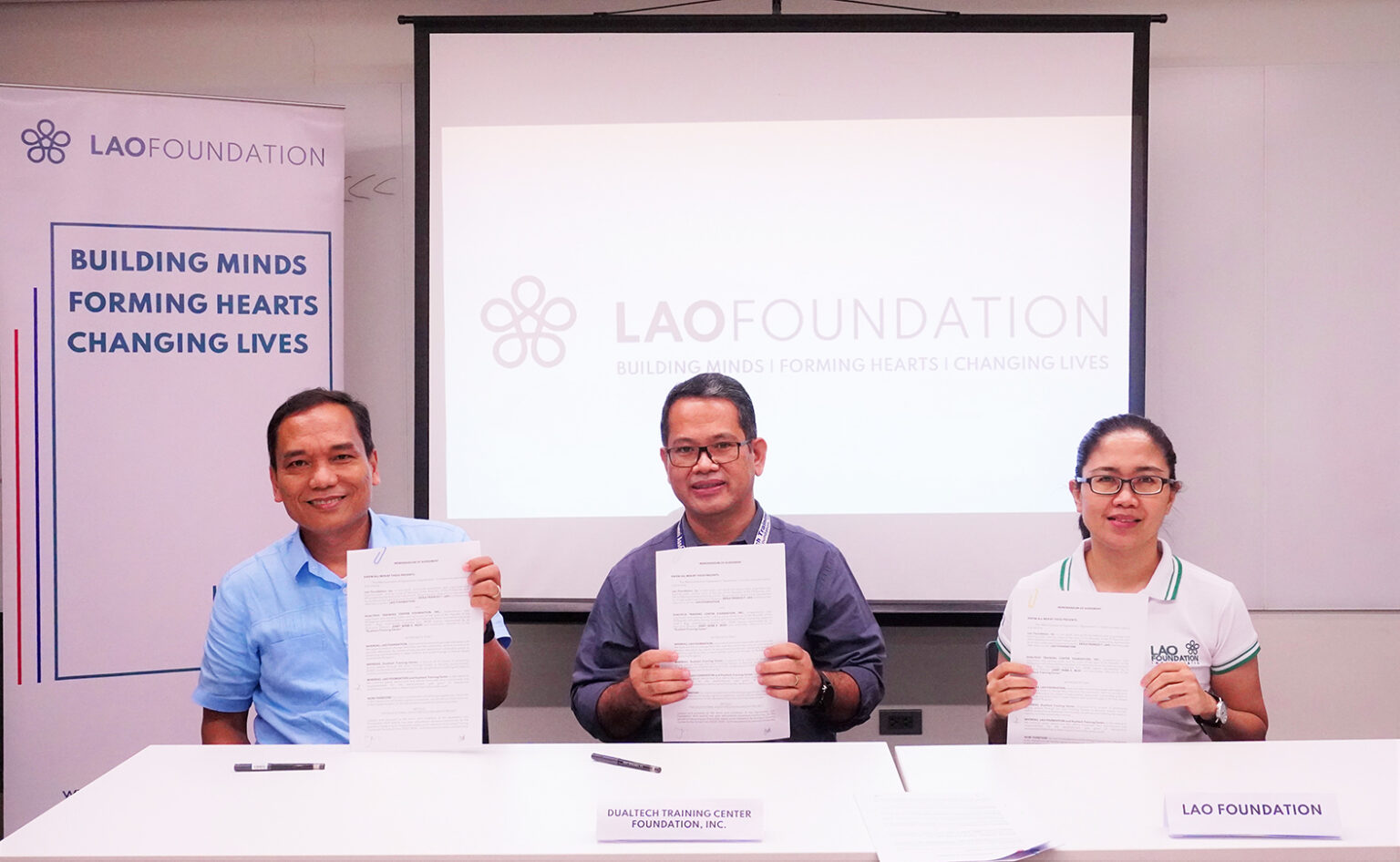 Lao Foundation signs MOA with Dualtech to help Typhoon Odette Victims ...