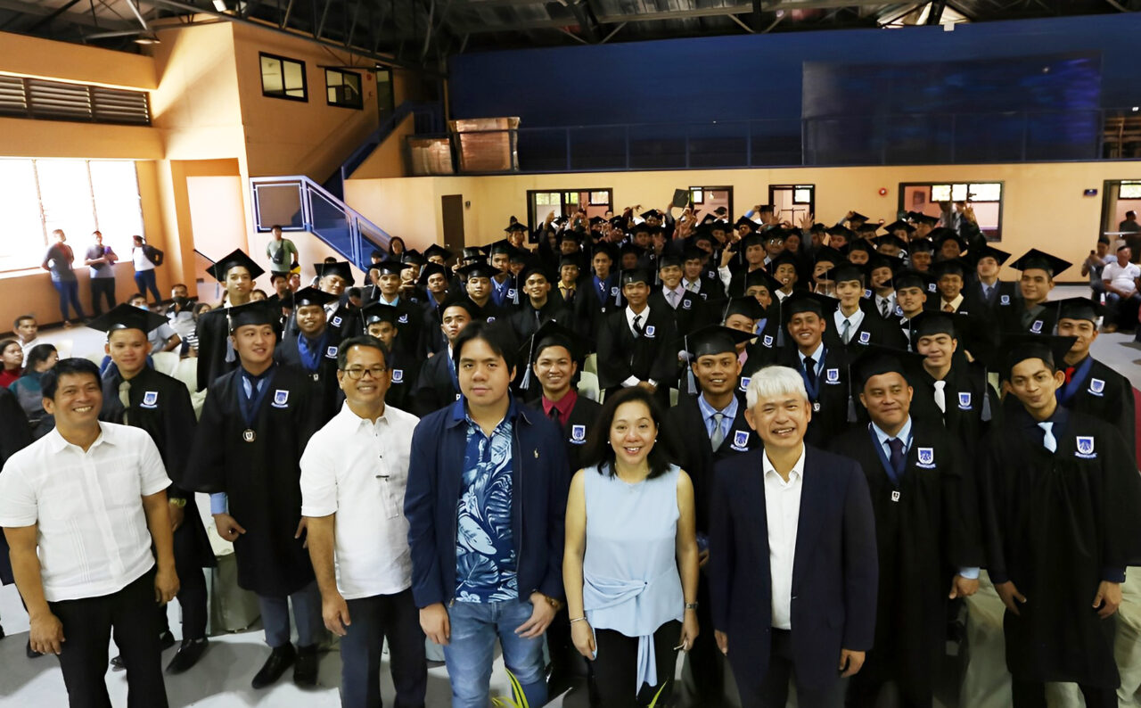 Another batch that enrolled during pandemic finally completes 2-year ...
