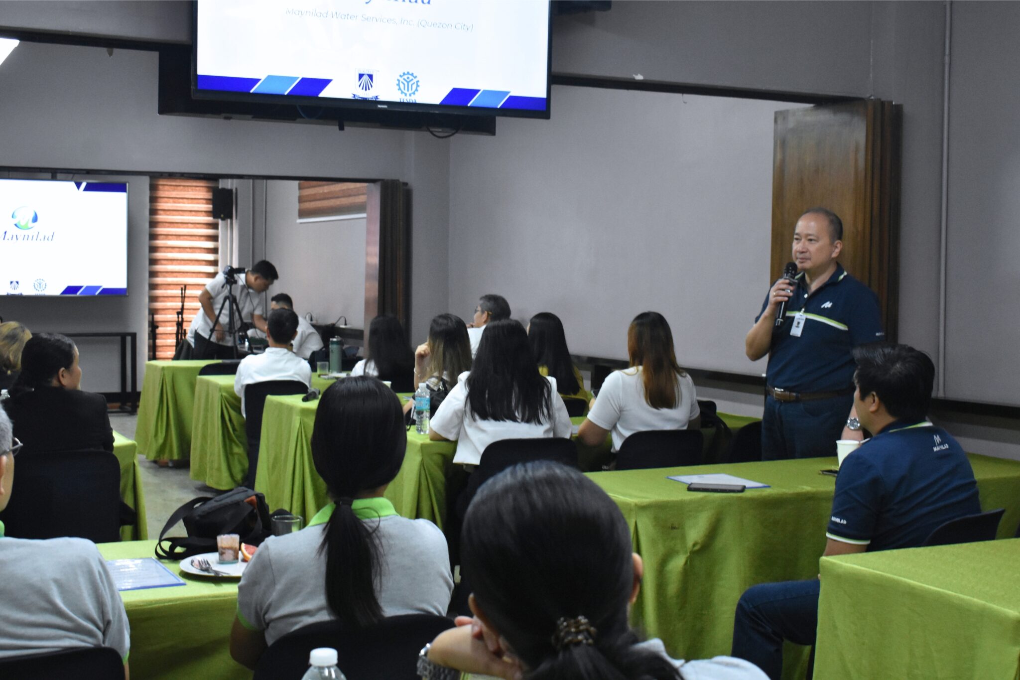 Ten Industry Partners receive the Dual Training System Accreditation ...