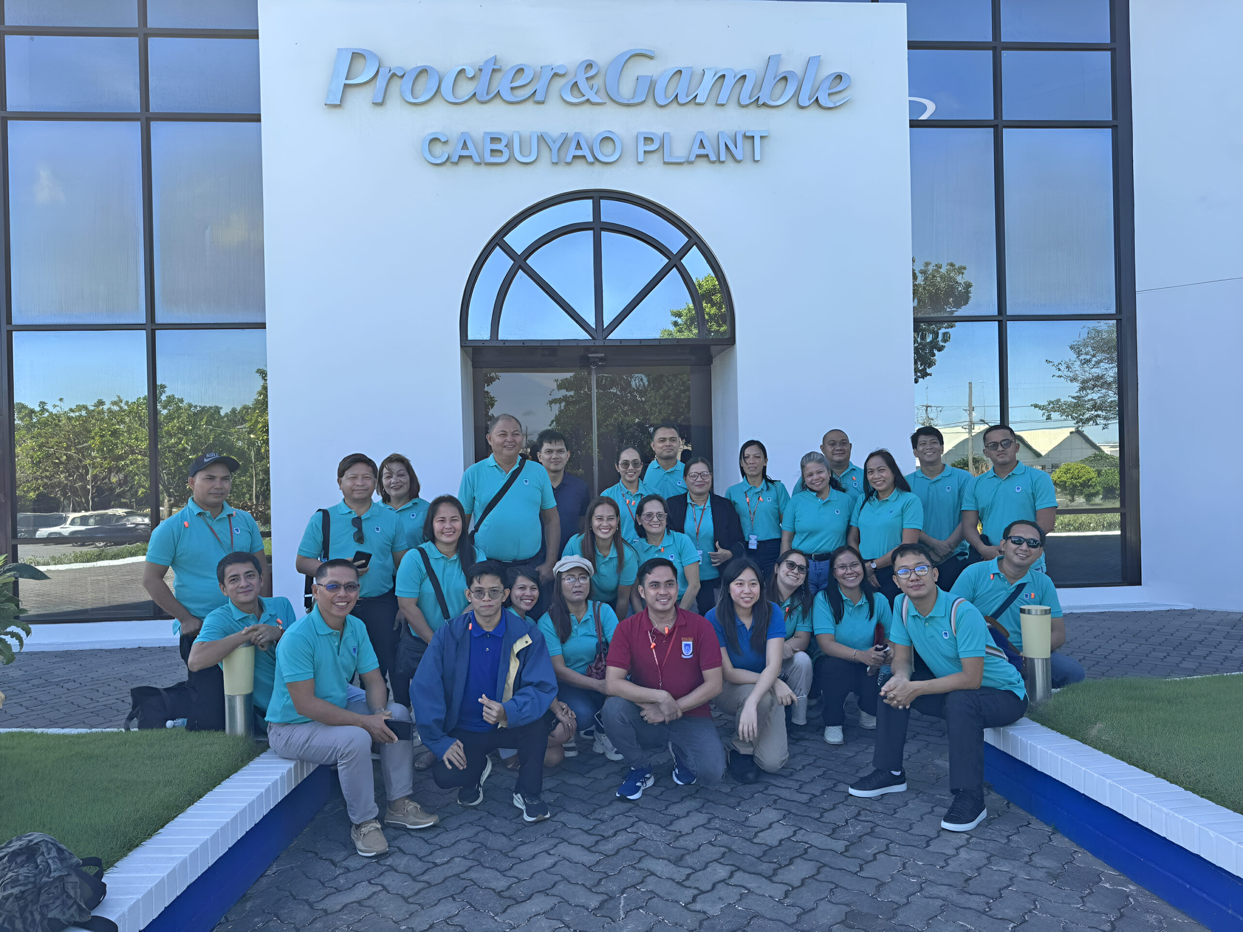 DepEd and LGU officials from Bohol, along with the del monte foundation ...